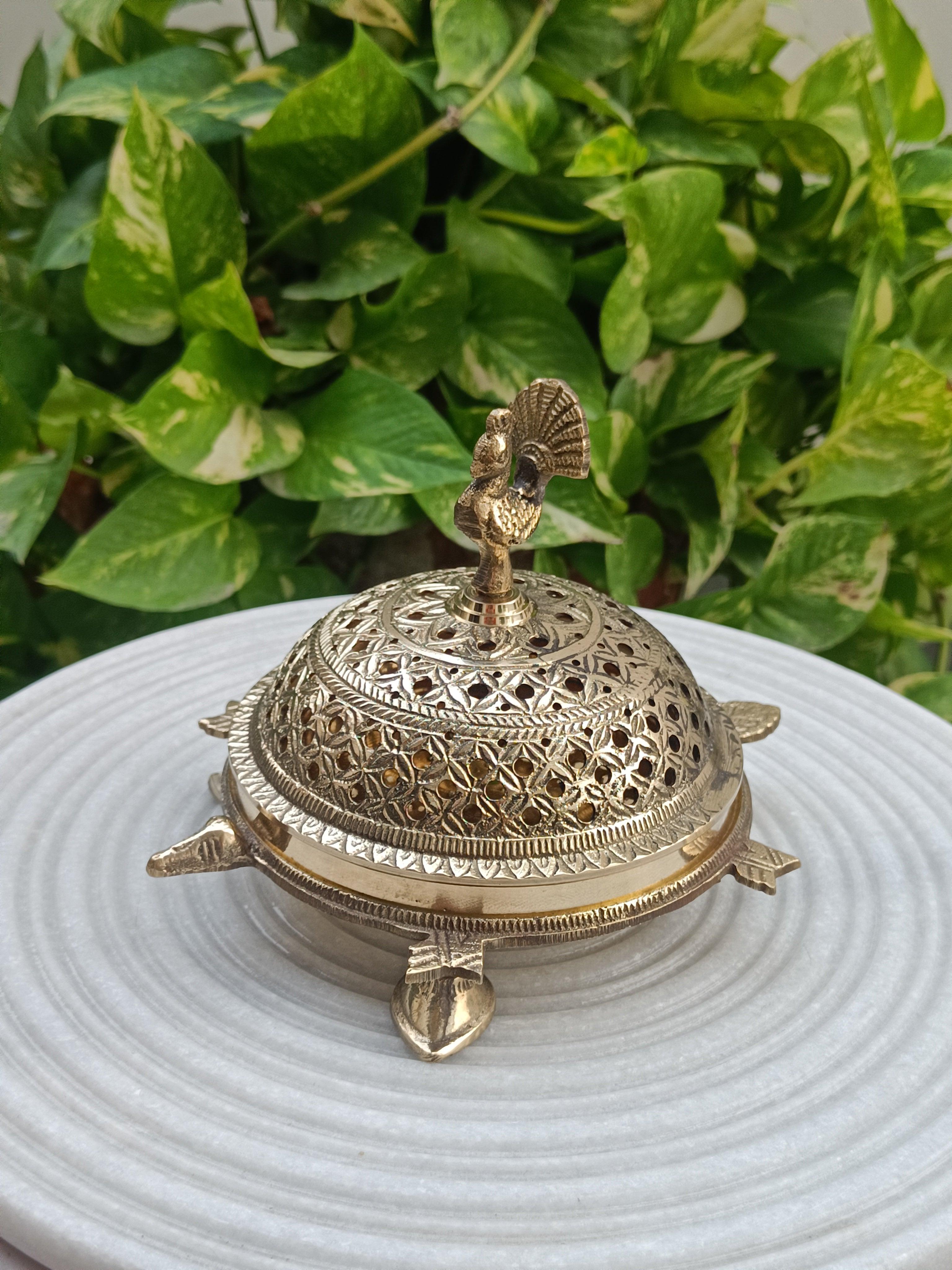 Handcrafted Table Decor – Bowls, Urlis & Trays | Artisanal India